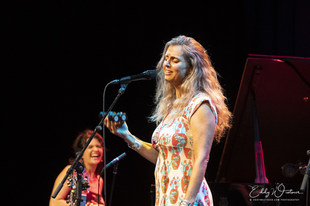 Fleurine brengt Braziliaanse zomer – jazzradar.com