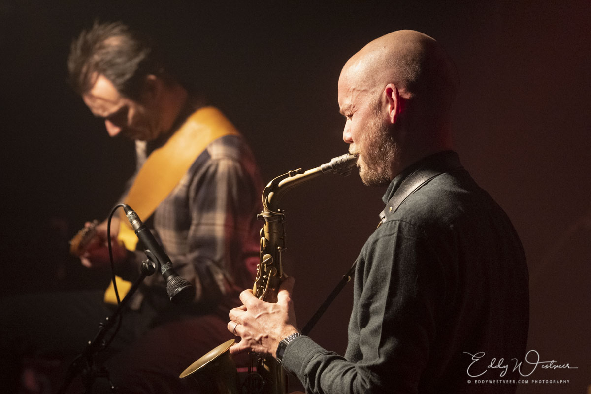 Van Ruller en Hogenhuis laten hun instrumenten samensmelten – jazzradar.com