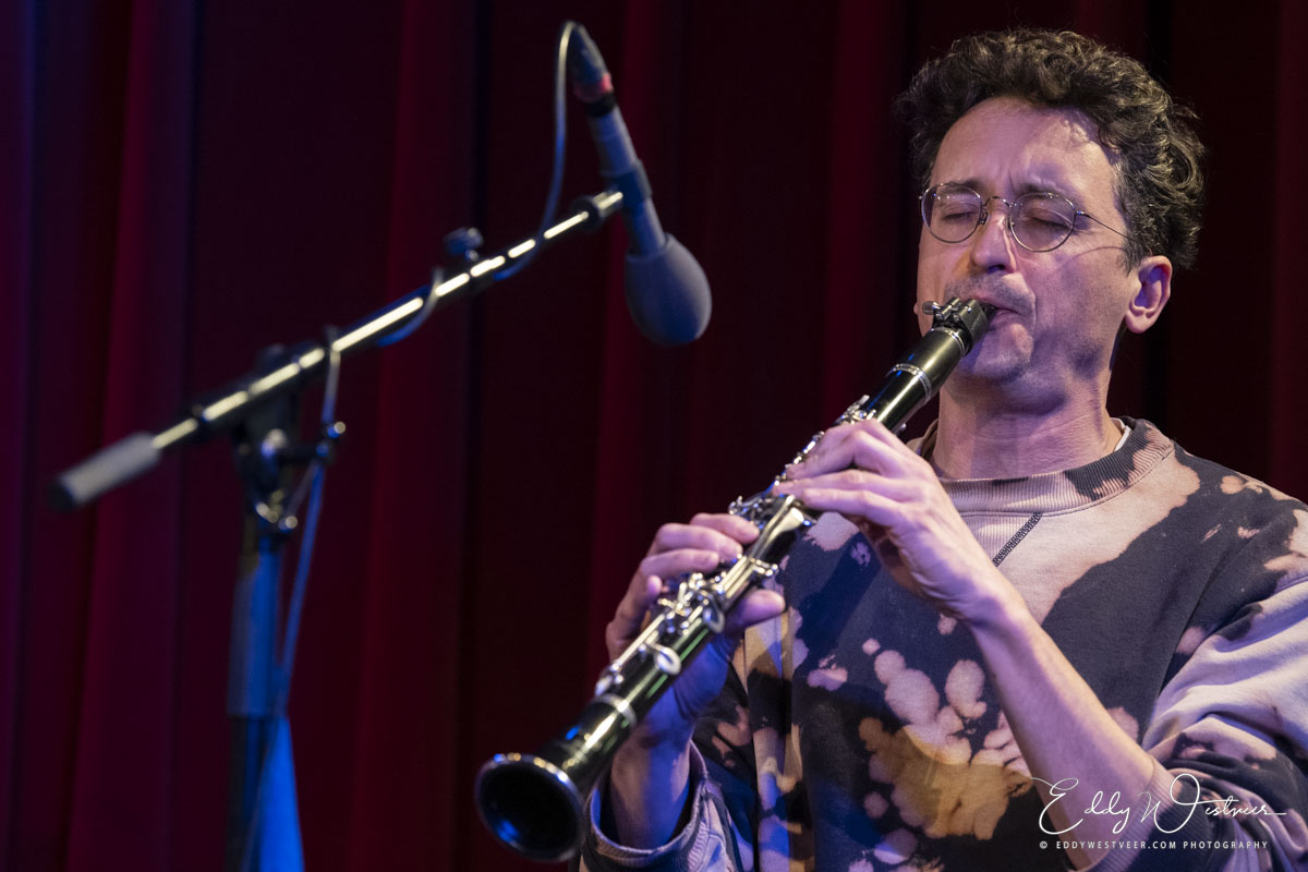 Zwevend door de ruimte bij Stadhouders Séance – jazzradar.com