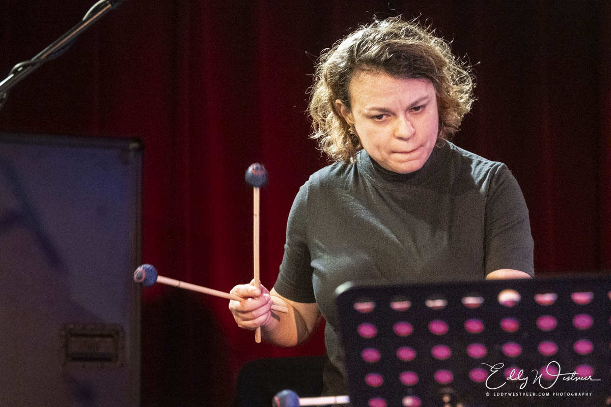 Geniale Mary Halvorson laat iedereen sprakeloos – jazzradar.com